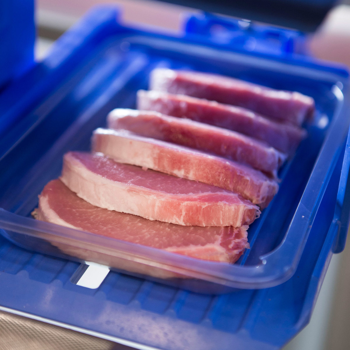 Volumetric portion cutters for pork | Marel