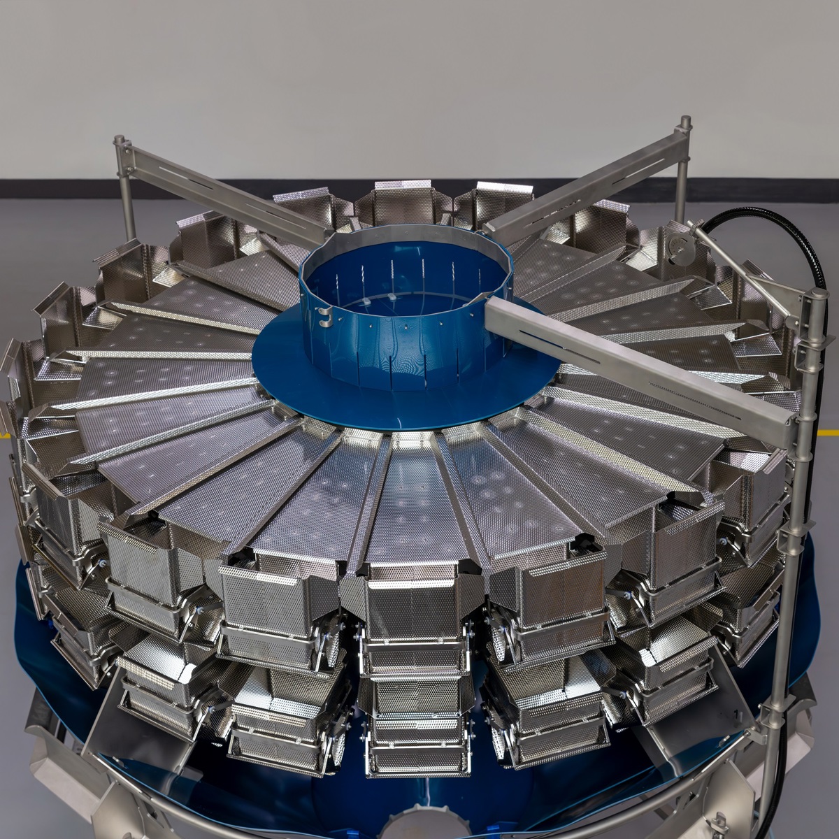 Multihead Weigher IQF large: excelente distribución de productos ...